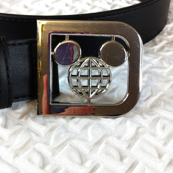 Disney | Accessories | Walt Disney Belt Ltoxl See Belowleather ...